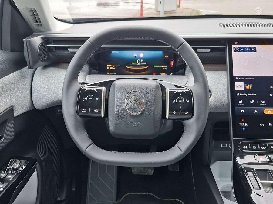 Черный Ситроен C5 Aircross 2026 в Вильнюс, объемом двигателя 1.60 л и пробегом 14 тыс. км за 39900 €, фото 22 на AUTOMOTO.COM.LV