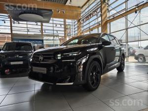 Melns Citroen C5 Aircross 2026 Rīga, ar dzinēja tilpumu 1.20 L un nobraukumu 0 tūkst. km par 34740 €, foto 1 vietnē AUTOMOTO.COM.LV