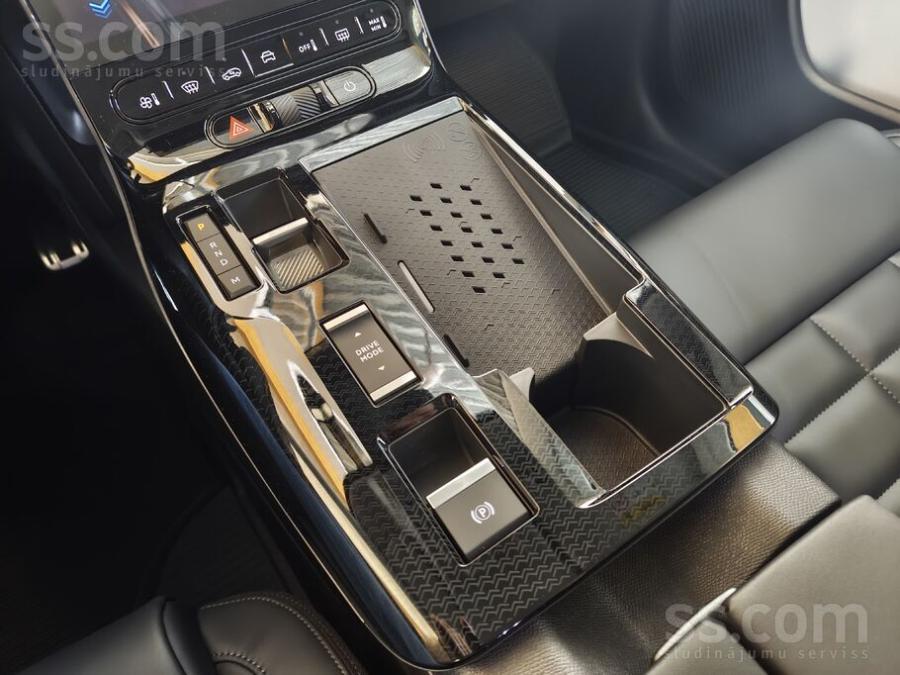Melns Citroen C5 Aircross 2026 Rīga, ar dzinēja tilpumu 1.20 L un nobraukumu 0 tūkst. km par 34740 €, foto 14 vietnē AUTOMOTO.COM.LV