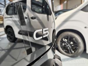 Melns Citroen C5 Aircross 2026 Rīga, ar dzinēja tilpumu 1.20 L un nobraukumu 0 tūkst. km par 34740 €, foto 21 vietnē AUTOMOTO.COM.LV