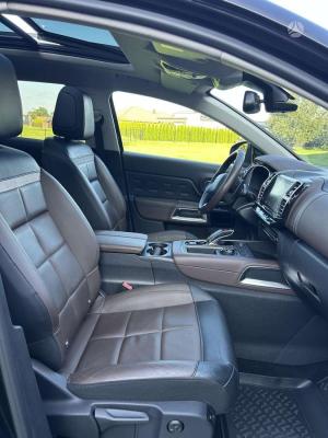 Melns Citroen C5 Aircross 2018 Tauragė, ar dzinēja tilpumu 1.60 L un nobraukumu 140 tūkst. km par 12600 €, foto 8 vietnē AUTOMOTO.COM.LV