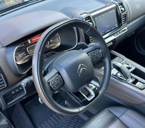 Melns Citroen C5 Aircross 2018 Tauragė, ar dzinēja tilpumu 1.60 L un nobraukumu 140 tūkst. km par 12600 €, foto 13 vietnē AUTOMOTO.COM.LV