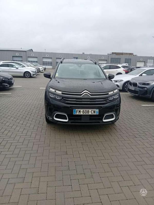 Citroen C5 Aircross 2019 in Taurage on AUTOMOTO.COM.LV Black Citroen C5 Aircross 2019 in Taurage, with an engine capacity of 1.50 L and mileage of 209 thousand km for 11500 €, photo 3 on AUTOMOTO.COM.LV
