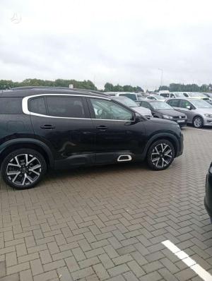 Черный Ситроен C5 Aircross 2019 в Таураге, объемом двигателя 1.50 л и пробегом 209 тыс. км за 11500 €, фото 5 на AUTOMOTO.COM.LV