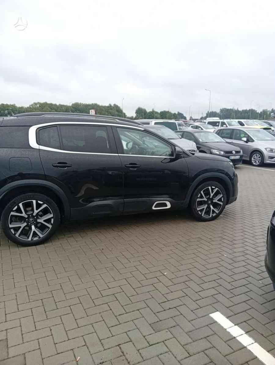 Черный Ситроен C5 Aircross 2019 в Таураге, объемом двигателя 1.50 л и пробегом 209 тыс. км за 11500 €, фото 5 на AUTOMOTO.COM.LV