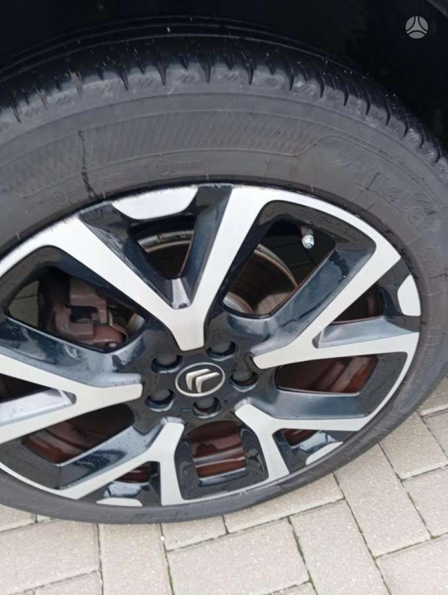 Черный Ситроен C5 Aircross 2019 в Таураге, объемом двигателя 1.50 л и пробегом 209 тыс. км за 11500 €, фото 11 на AUTOMOTO.COM.LV