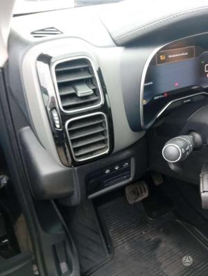 Черный Ситроен C5 Aircross 2019 в Таураге, объемом двигателя 1.50 л и пробегом 209 тыс. км за 11500 €, фото 17 на AUTOMOTO.COM.LV