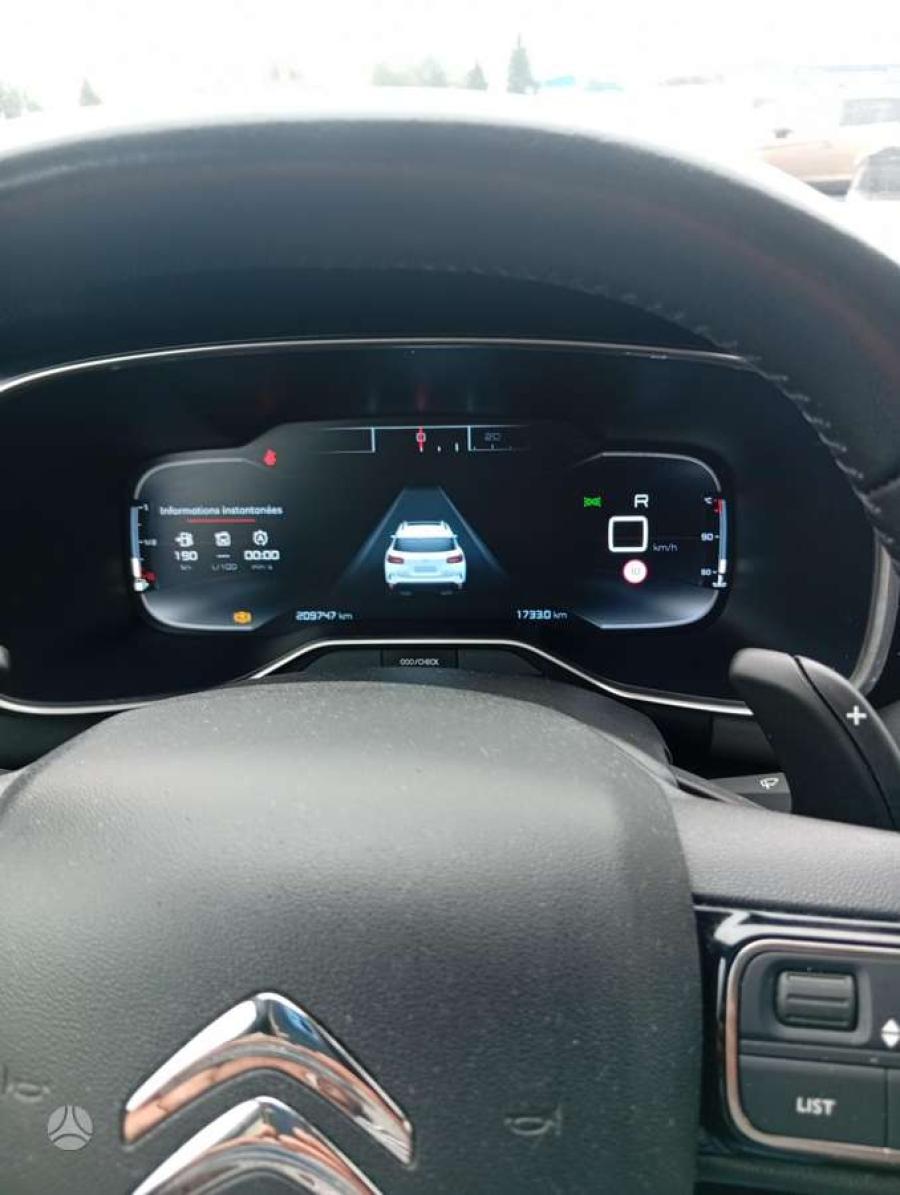 Черный Ситроен C5 Aircross 2019 в Таураге, объемом двигателя 1.50 л и пробегом 209 тыс. км за 11500 €, фото 21 на AUTOMOTO.COM.LV