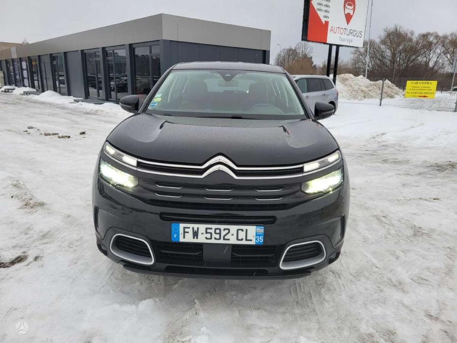 Черный Ситроен C5 Aircross 2020 в Таураге, объемом двигателя 1.50 л и пробегом 184 тыс. км за 9800 €, фото 3 на AUTOMOTO.COM.LV