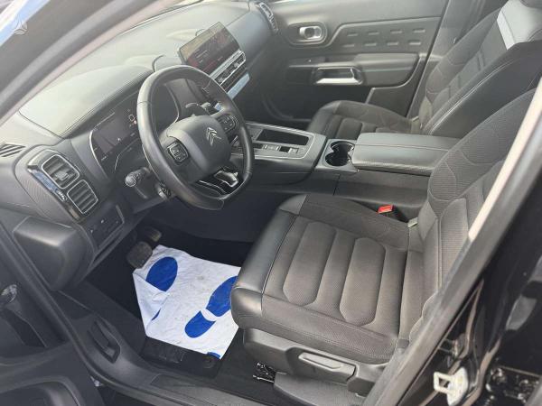 Black Citroen C5 Aircross 2023 in Taurage, with an engine capacity of 1.50 L and mileage of 159 thousand km for 13200 €, photo 6 on AUTOMOTO.COM.LV