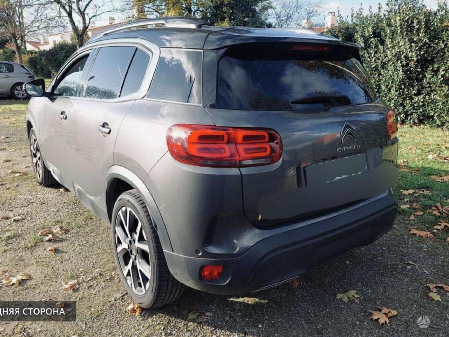Melns Citroen C5 Aircross 2021 Viļņa, ar dzinēja tilpumu 1.50 L un nobraukumu 189 tūkst. km par 11690 €, foto 31 vietnē AUTOMOTO.COM.LV