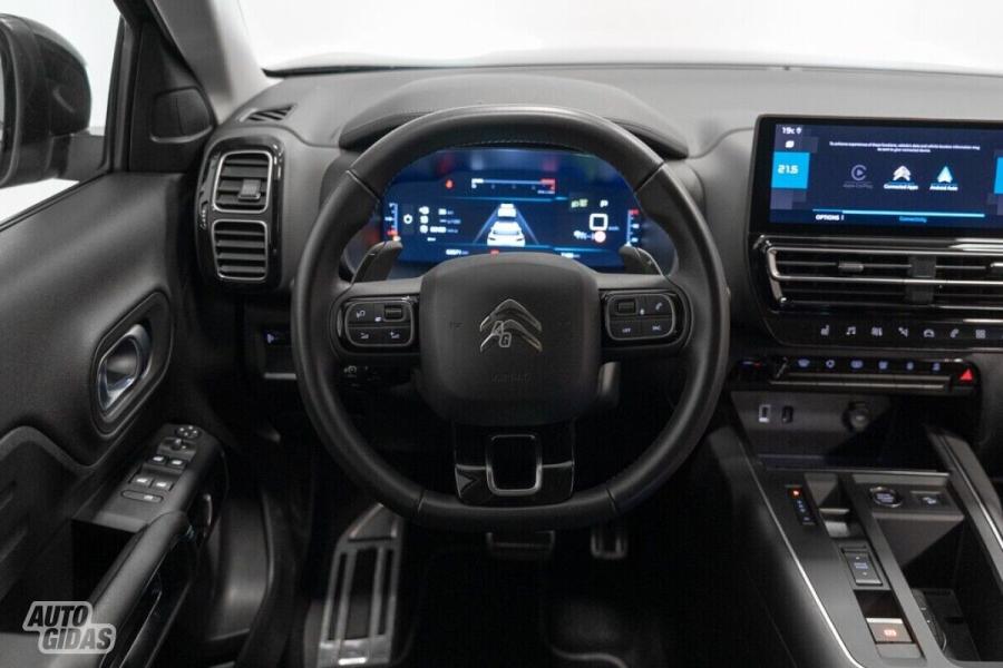Черный Ситроен C5 Aircross 2023 в Вильнюс, объемом двигателя 1.20 л и пробегом 63 тыс. км за 18500 €, фото 12 на AUTOMOTO.COM.LV