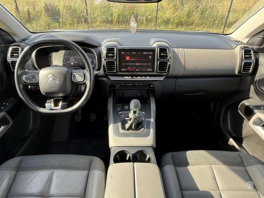 Zils Citroen C5 Aircross 2020 Kauņa, ar dzinēja tilpumu 1.50 L un nobraukumu 226 tūkst. km par 10300 €, foto 18 vietnē AUTOMOTO.COM.LV