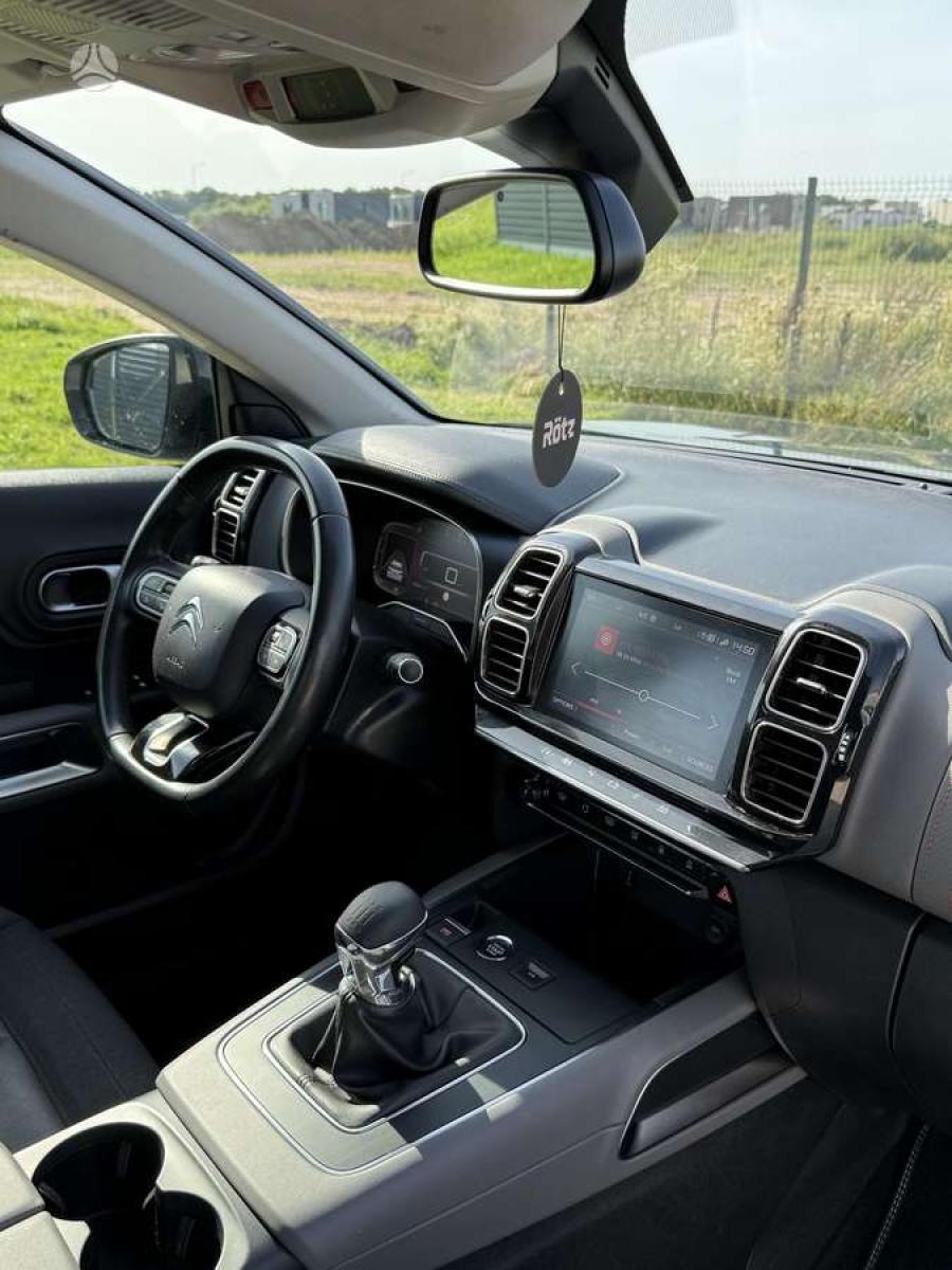 Zils Citroen C5 Aircross 2020 Kauņa, ar dzinēja tilpumu 1.50 L un nobraukumu 226 tūkst. km par 10300 €, foto 19 vietnē AUTOMOTO.COM.LV
