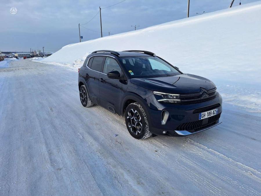 Zils Citroen C5 Aircross 2022 Viļņa, ar dzinēja tilpumu 1.50 L un nobraukumu 144 tūkst. km par 16698 €, foto 1 vietnē AUTOMOTO.COM.LV