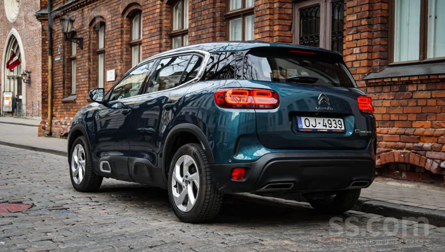 Синий Ситроен C5 Aircross 2022 в Рига, объемом двигателя 1.50 л и пробегом 206 тыс. км за 13950 €, фото 4 на AUTOMOTO.COM.LV