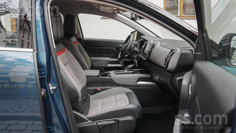 Синий Ситроен C5 Aircross 2022 в Рига, объемом двигателя 1.50 л и пробегом 206 тыс. км за 13950 €, фото 11 на AUTOMOTO.COM.LV