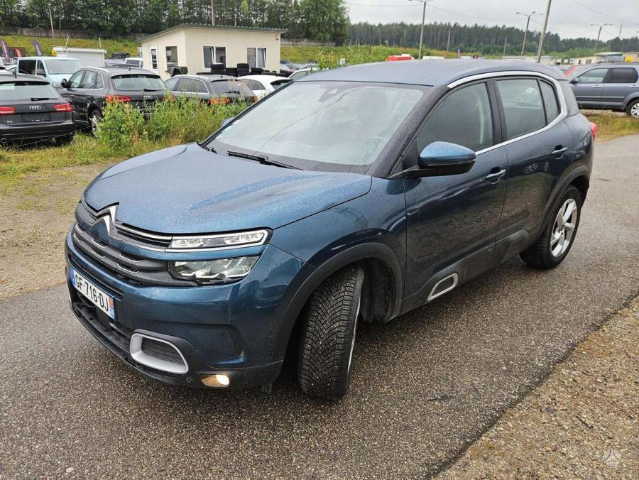 Blue Citroen C5 Aircross 2022 in Vilnius, with an engine capacity of 1.20 L and mileage of 114 thousand km for 12342 €, photo 4 on AUTOMOTO.COM.LV