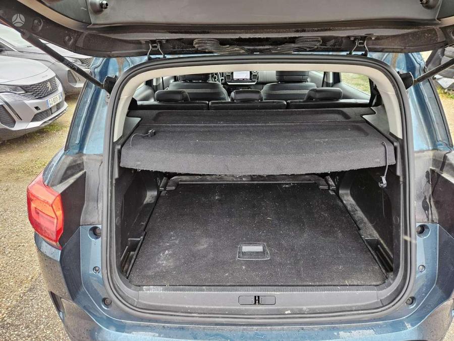 Blue Citroen C5 Aircross 2022 in Vilnius, with an engine capacity of 1.20 L and mileage of 114 thousand km for 12342 €, photo 15 on AUTOMOTO.COM.LV
