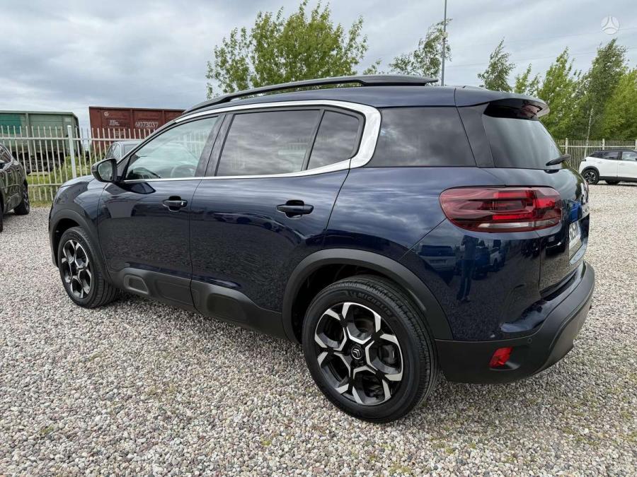 Zils Citroen C5 Aircross 2022 Marijampole, ar dzinēja tilpumu 1.50 L un nobraukumu 200 tūkst. km par 15724 €, foto 6 vietnē AUTOMOTO.COM.LV