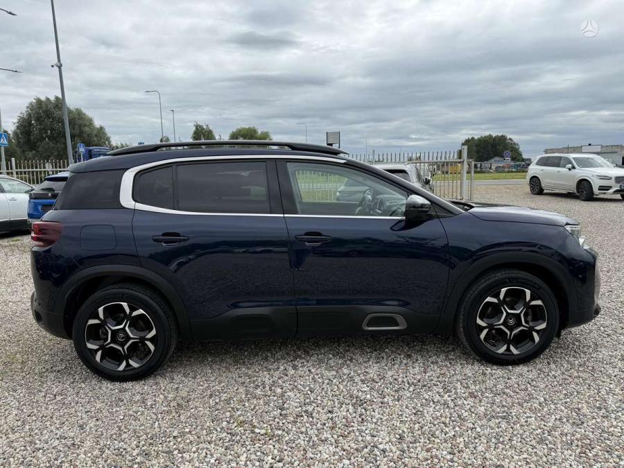 Zils Citroen C5 Aircross 2022 Marijampole, ar dzinēja tilpumu 1.50 L un nobraukumu 200 tūkst. km par 15724 €, foto 12 vietnē AUTOMOTO.COM.LV