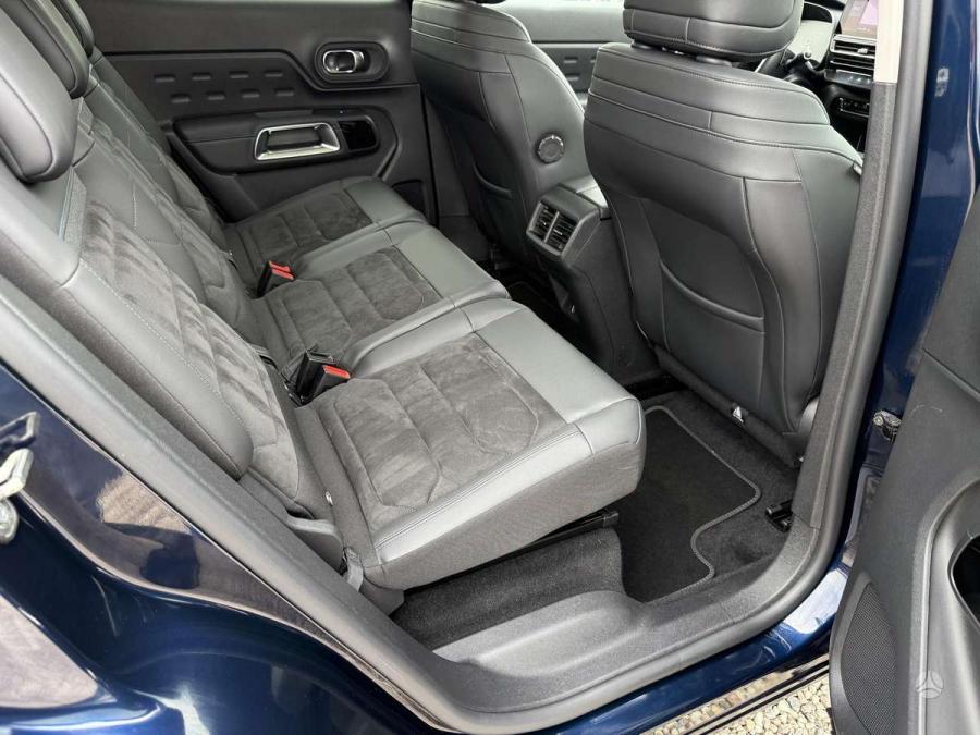 Zils Citroen C5 Aircross 2022 Marijampole, ar dzinēja tilpumu 1.50 L un nobraukumu 200 tūkst. km par 15724 €, foto 34 vietnē AUTOMOTO.COM.LV