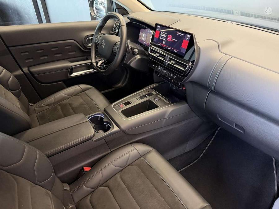 Blue Citroen C5 Aircross 2022 in Kaunas, with an engine capacity of 1.50 L and mileage of 90 thousand km for 19390 €, photo 18 on AUTOMOTO.COM.LV