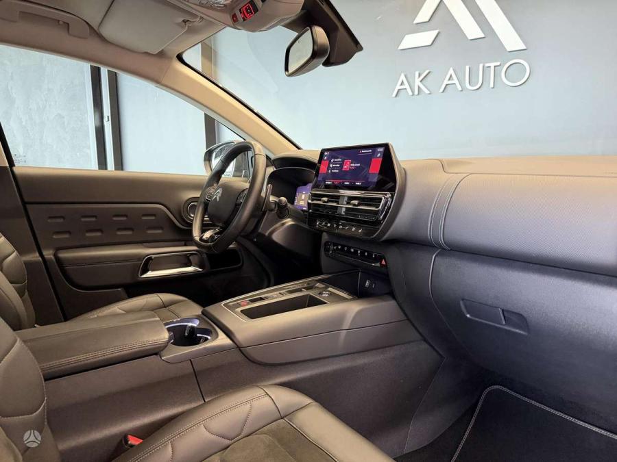 Blue Citroen C5 Aircross 2022 in Kaunas, with an engine capacity of 1.50 L and mileage of 90 thousand km for 19390 €, photo 19 on AUTOMOTO.COM.LV