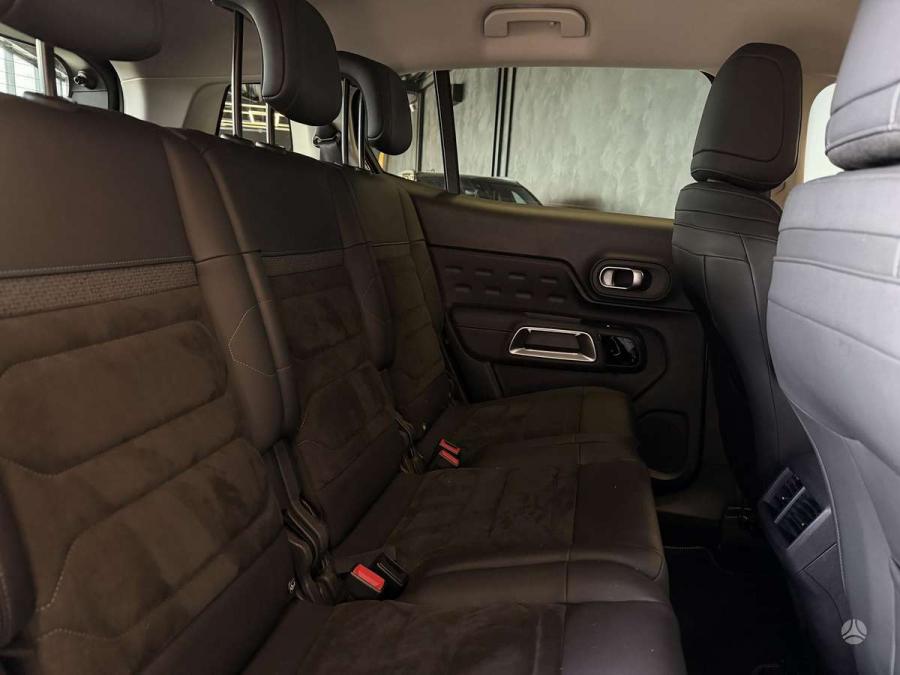 Blue Citroen C5 Aircross 2022 in Kaunas, with an engine capacity of 1.50 L and mileage of 90 thousand km for 19390 €, photo 26 on AUTOMOTO.COM.LV