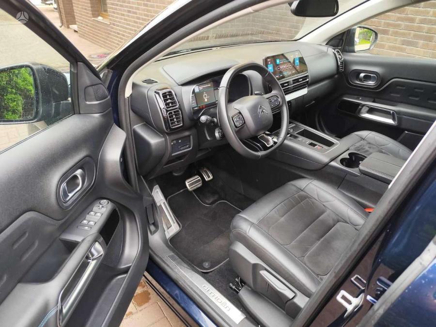 Blue Citroen C5 Aircross 2022 in Kalvarija, with an engine capacity of 1.50 L and mileage of 112 thousand km for 17485 €, photo 8 on AUTOMOTO.COM.LV
