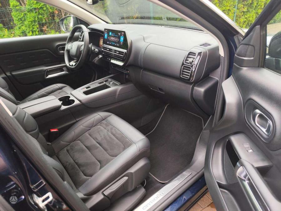 Blue Citroen C5 Aircross 2022 in Kalvarija, with an engine capacity of 1.50 L and mileage of 112 thousand km for 17485 €, photo 9 on AUTOMOTO.COM.LV
