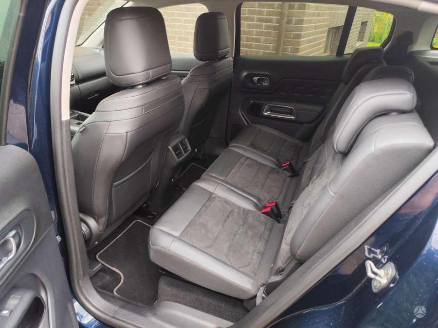 Blue Citroen C5 Aircross 2022 in Kalvarija, with an engine capacity of 1.50 L and mileage of 112 thousand km for 17485 €, photo 10 on AUTOMOTO.COM.LV