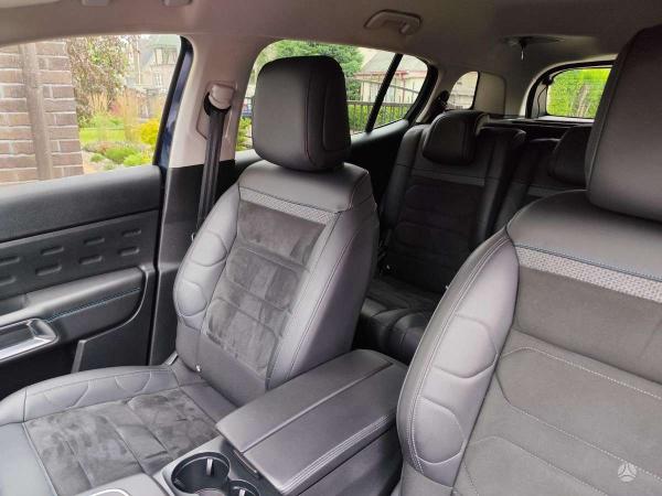 Blue Citroen C5 Aircross 2022 in Kalvarija, with an engine capacity of 1.50 L and mileage of 112 thousand km for 17485 €, photo 10 on AUTOMOTO.COM.LV