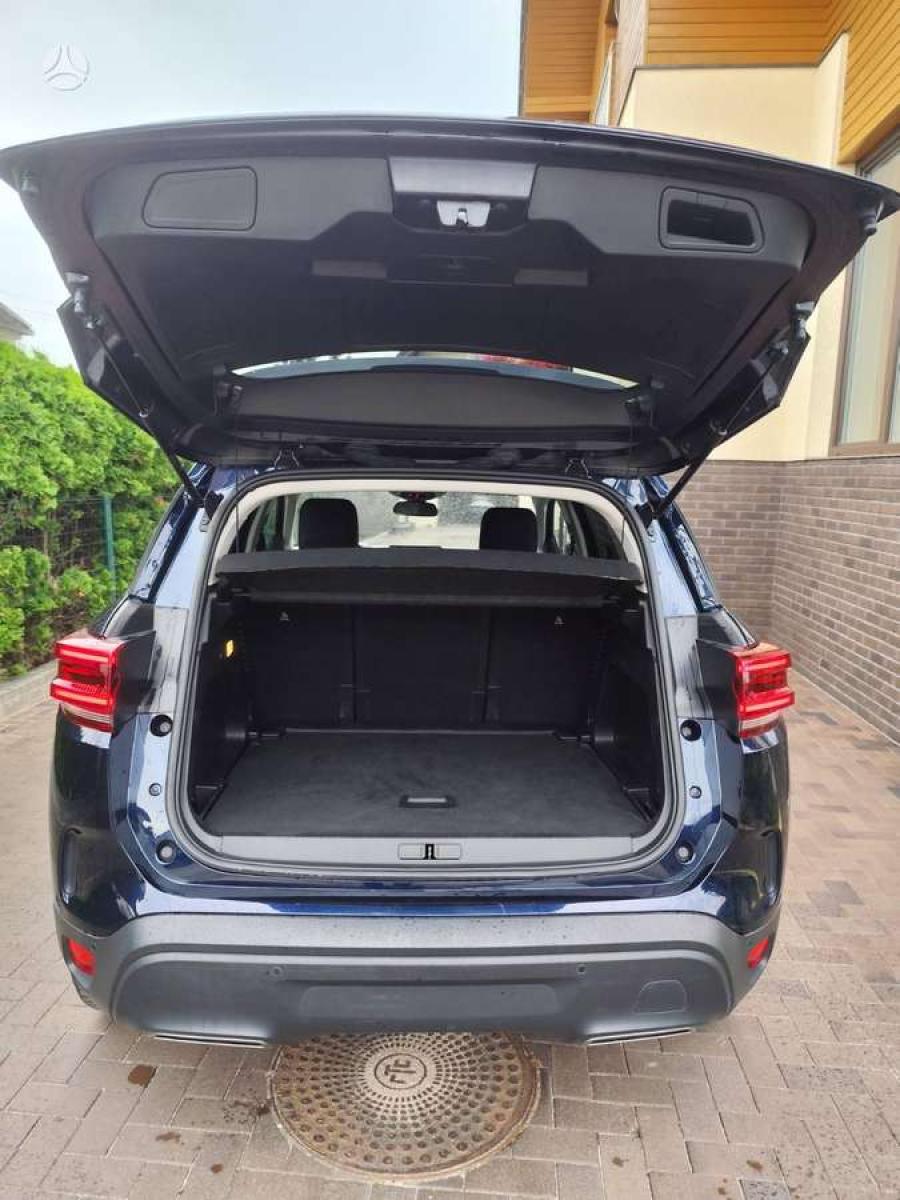 Blue Citroen C5 Aircross 2022 in Kalvarija, with an engine capacity of 1.50 L and mileage of 112 thousand km for 17485 €, photo 12 on AUTOMOTO.COM.LV