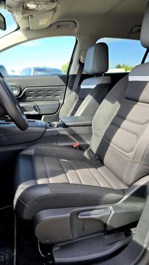 Blue Citroen C5 Aircross 2022 in Taurage, with an engine capacity of 1.50 L and mileage of 194 thousand km for 15246 €, photo 13 on AUTOMOTO.COM.LV