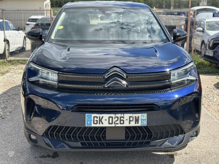 Zils Citroen C5 Aircross 2022 Viļņa, ar dzinēja tilpumu 1.50 L un nobraukumu 189 tūkst. km par 13672 €, foto 3 vietnē AUTOMOTO.COM.LV