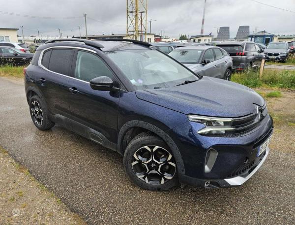Zils Citroen C5 Aircross 2023 Viļņa, ar dzinēja tilpumu 1.20 L un nobraukumu 135 tūkst. km par 15428 €, foto 1 vietnē AUTOMOTO.COM.LV