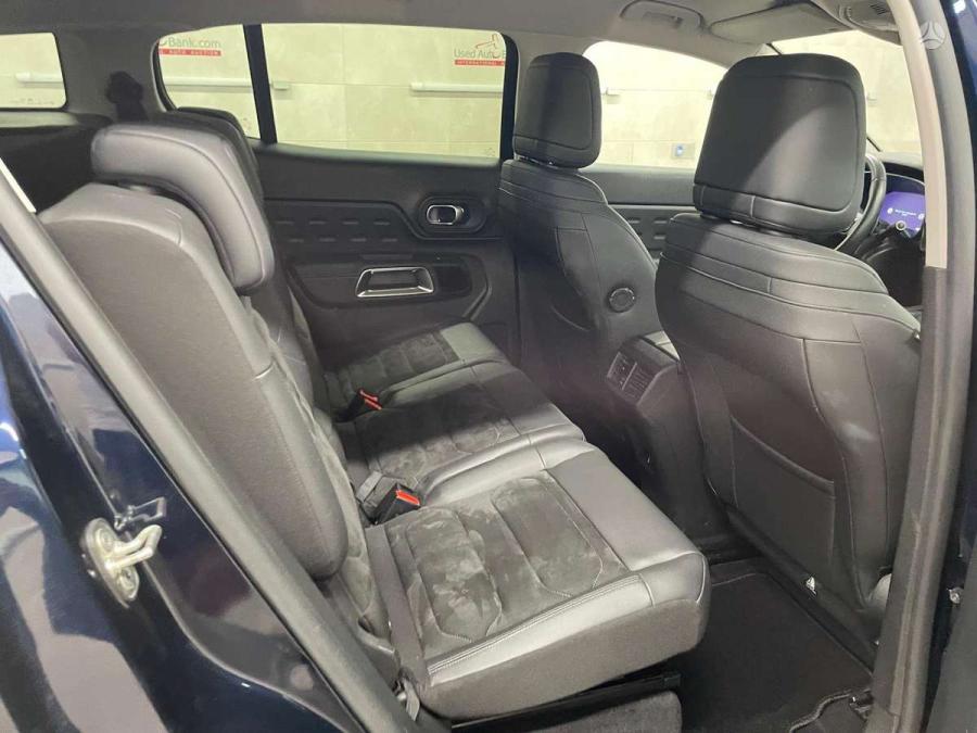 Zils Citroen C5 Aircross 2023 Marijampole, ar dzinēja tilpumu 1.50 L un nobraukumu 151 tūkst. km par 16456 €, foto 17 vietnē AUTOMOTO.COM.LV