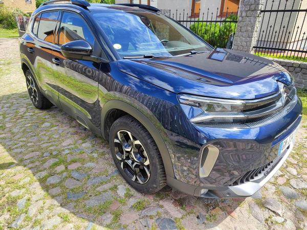 Zils Citroen C5 Aircross 2023 Marijampole, ar dzinēja tilpumu 1.50 L un nobraukumu 114 tūkst. km par 17297 €, foto 3 vietnē AUTOMOTO.COM.LV