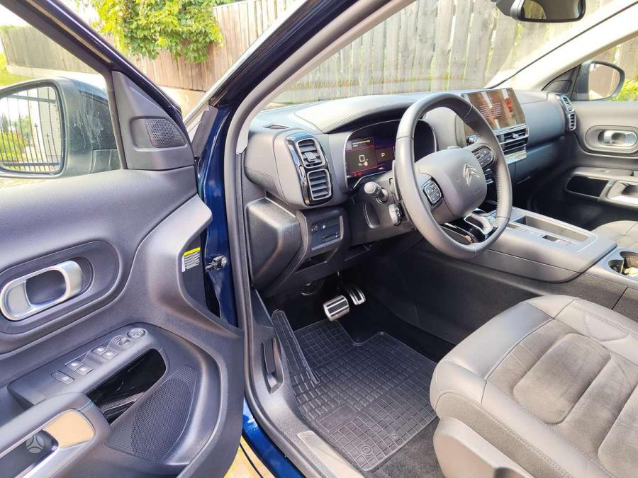 Blue Citroen C5 Aircross 2023 in Marijampole, with an engine capacity of 1.50 L and mileage of 114 thousand km for 17297 €, photo 11 on AUTOMOTO.COM.LV