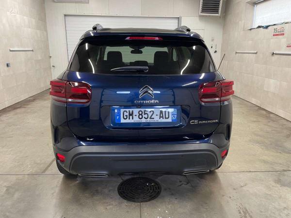 Blue Citroen C5 Aircross 2023 in Marijampole, with an engine capacity of 1.20 L and mileage of 49 thousand km for 17424 €, photo 5 on AUTOMOTO.COM.LV