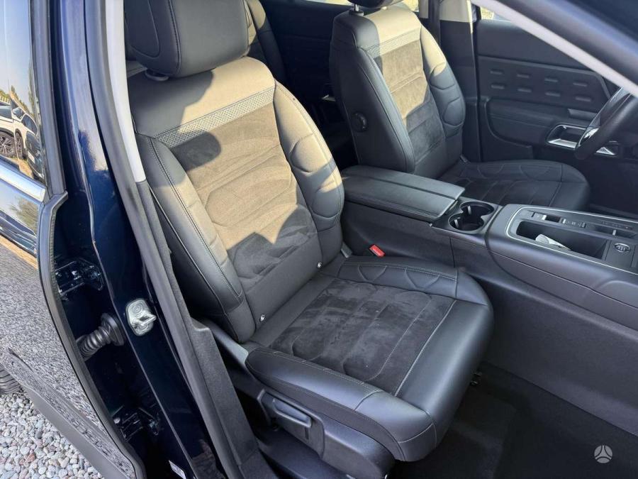 Blue Citroen C5 Aircross 2023 in Marijampole, with an engine capacity of 1.50 L and mileage of 172 thousand km for 17781 €, photo 17 on AUTOMOTO.COM.LV