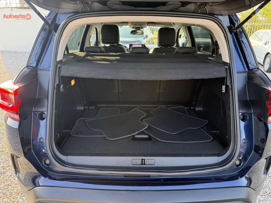 Blue Citroen C5 Aircross 2023 in Marijampole, with an engine capacity of 1.50 L and mileage of 172 thousand km for 17781 €, photo 23 on AUTOMOTO.COM.LV