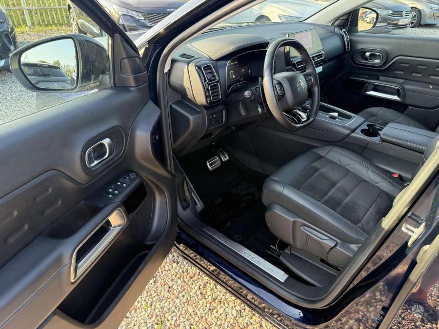 Blue Citroen C5 Aircross 2023 in Marijampole, with an engine capacity of 1.50 L and mileage of 172 thousand km for 17781 €, photo 26 on AUTOMOTO.COM.LV