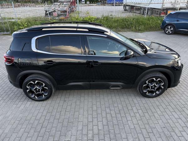 Blue Citroen C5 Aircross 2023 in Marijampole, with an engine capacity of 1.20 L and mileage of 119 thousand km for 16577 €, photo 8 on AUTOMOTO.COM.LV