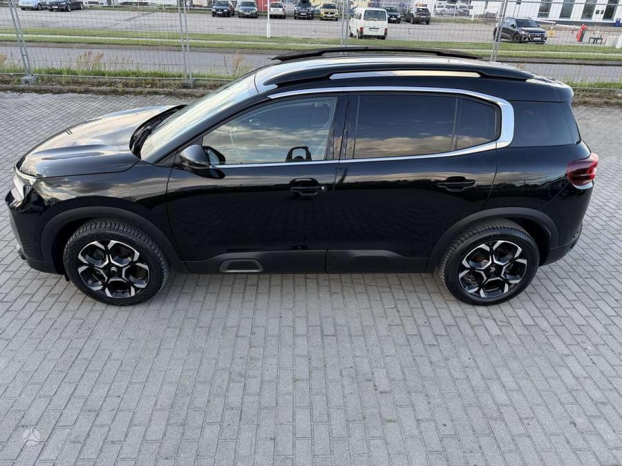 Blue Citroen C5 Aircross 2023 in Marijampole, with an engine capacity of 1.20 L and mileage of 119 thousand km for 16577 €, photo 17 on AUTOMOTO.COM.LV