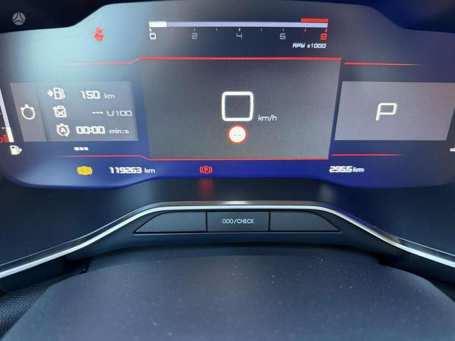 Blue Citroen C5 Aircross 2023 in Marijampole, with an engine capacity of 1.20 L and mileage of 119 thousand km for 16577 €, photo 39 on AUTOMOTO.COM.LV