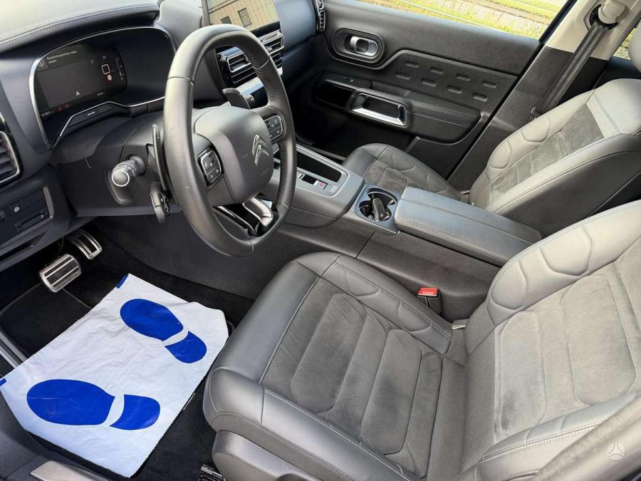 Zils Citroen C5 Aircross 2023 Marijampole, ar dzinēja tilpumu 1.50 L un nobraukumu 161 tūkst. km par 15609 €, foto 21 vietnē AUTOMOTO.COM.LV
