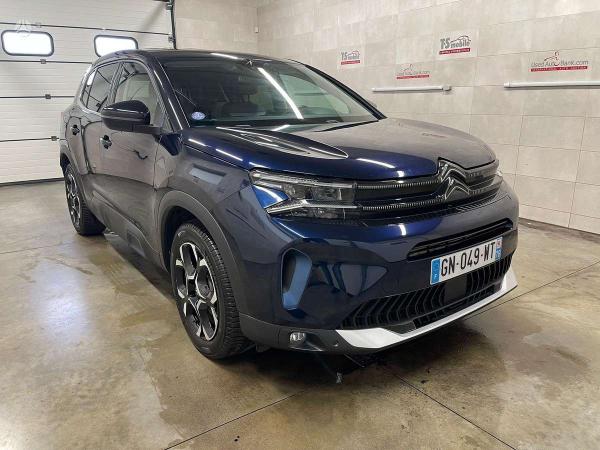 Blue Citroen C5 Aircross 2023 in Marijampole, with an engine capacity of 1.20 L and mileage of 87 thousand km for 13994 €, photo 4 on AUTOMOTO.COM.LV