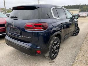 Blue Citroen C5 Aircross 2023 in Vilnius, with an engine capacity of 1.20 L and mileage of 151 thousand km for 13190 €, photo 3 on AUTOMOTO.COM.LV